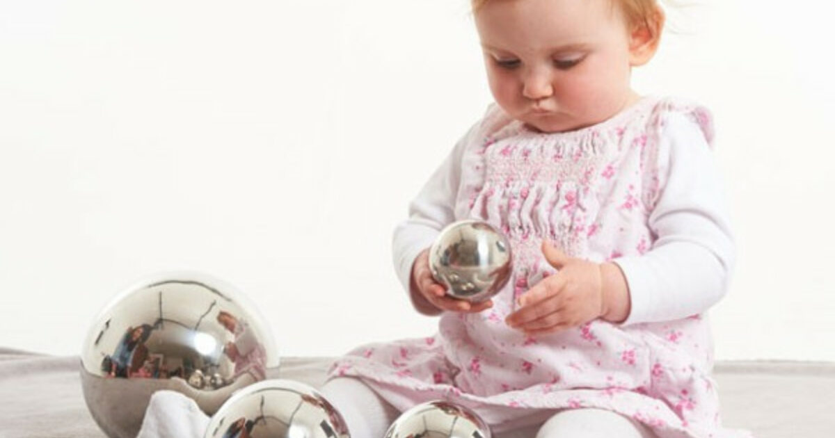 Sensory Play | Creative Play | Muddy Faces