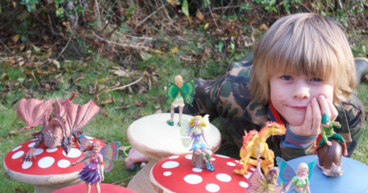 Small World | Creative Play | Muddy Faces