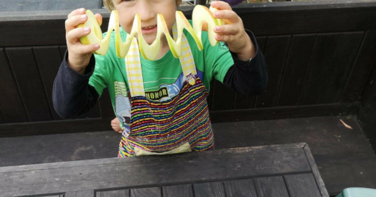Apple Day | Muddy Faces