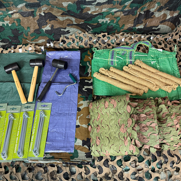 ALPINE Playing Field Den Kit | Muddy Faces