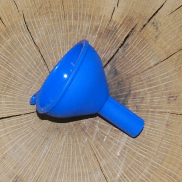 Mini Silicone Funnel | Muddy Faces
