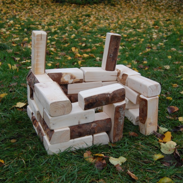 Rustic Building Blocks 20cm - set of 30 | Muddy Faces