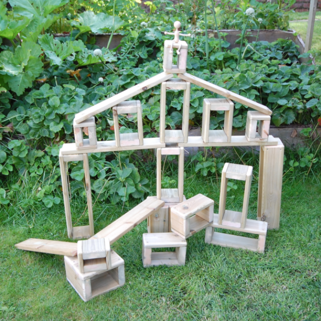 Outdoor Blocks Set - 20 Pieces | Muddy Faces