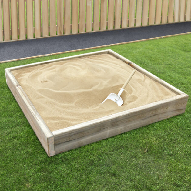 Sandpit 120 x 120cm | Muddy Faces