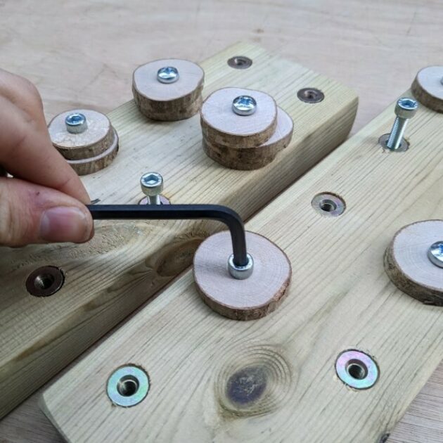 Large Screwing Block Set | Muddy Faces