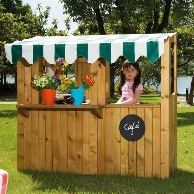 Outdoor Snack Bar | Muddy Faces