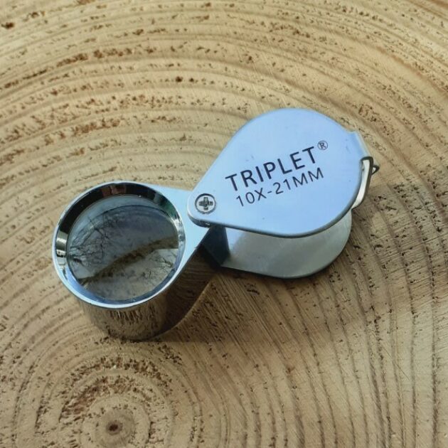 x10 Triplet Lens | Muddy Faces