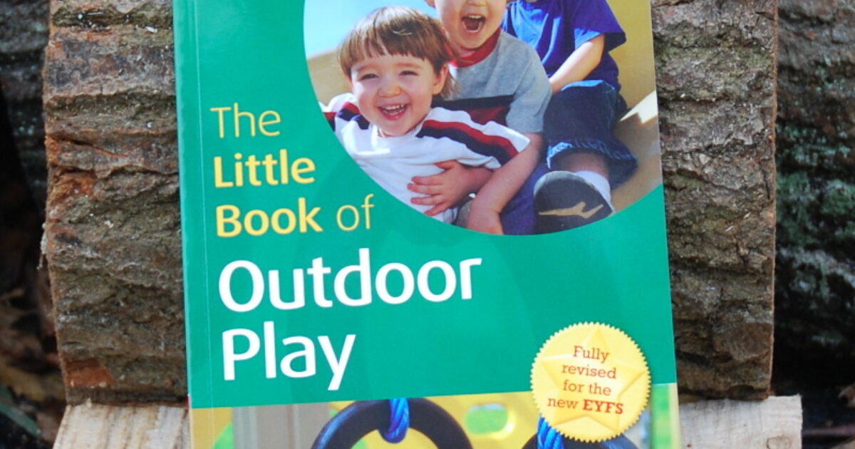 Outdoor Play | Approaches | Muddy Faces