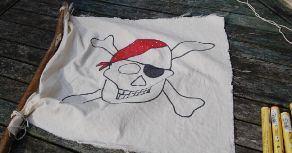 Making flags - Activities | Muddy Faces