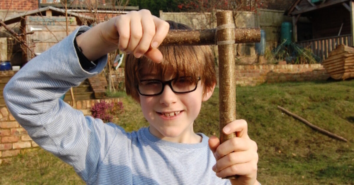 Knot - square lashing - Activities | Muddy Faces