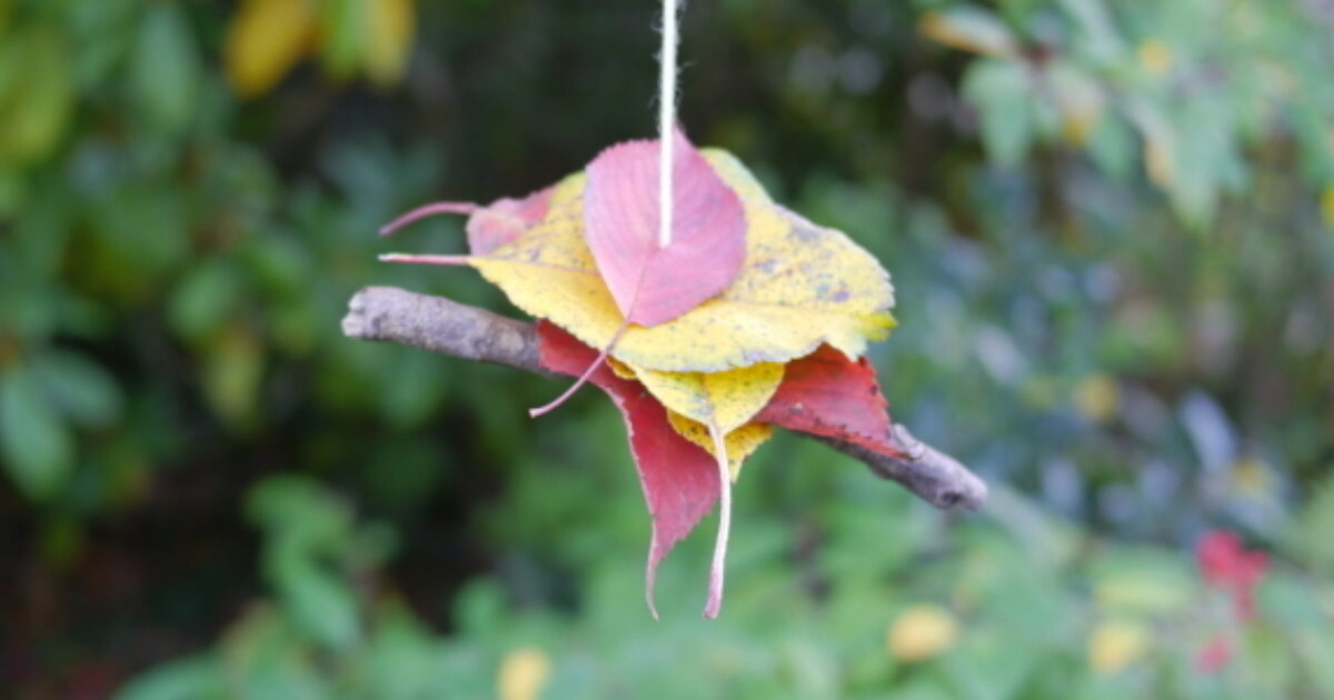Threading leaves - Activities | Muddy Faces