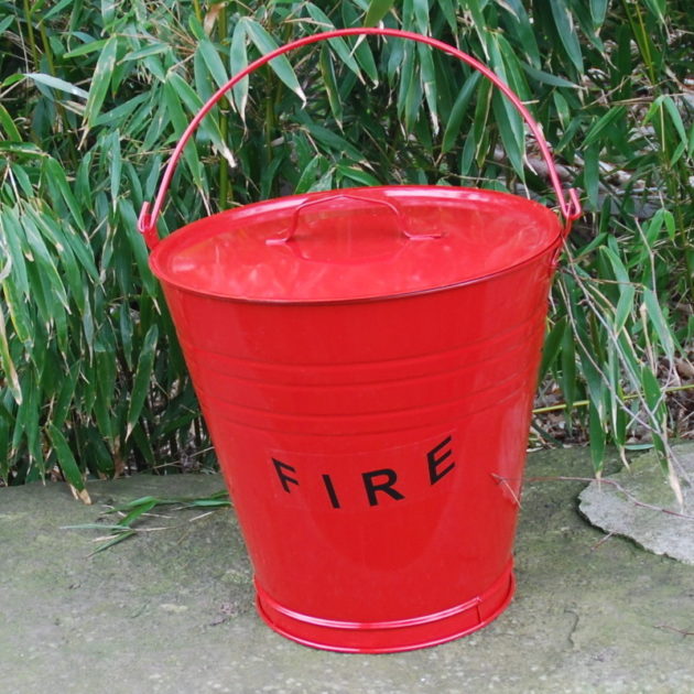 Metal Fire Bucket with Lid | Muddy Faces