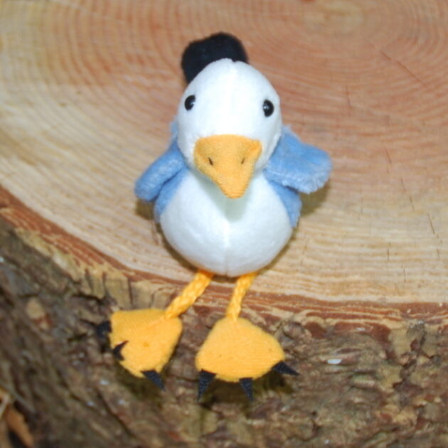 Seagull Finger Puppet | Muddy Faces