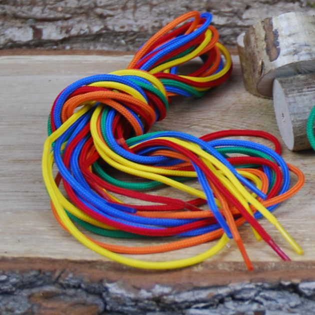 Threading Laces | Muddy Faces