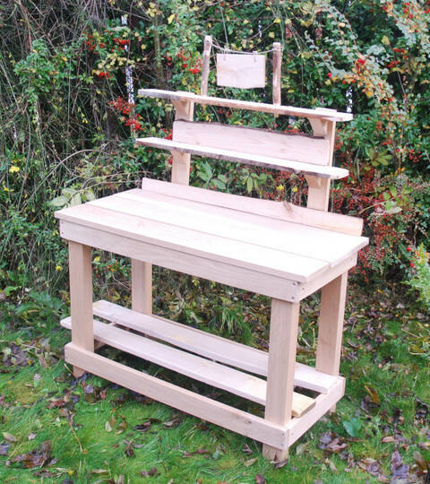 Nature Tables | Muddy Faces